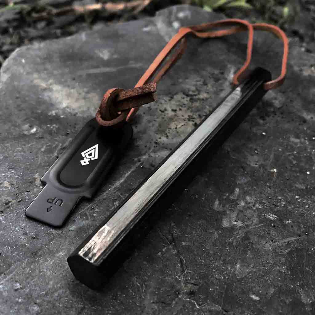 Hëxad Firesteel – Borderland Bushcraft